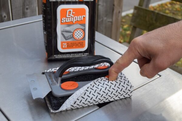 Q-Swiper® BBQ Grill Cleaner - Proud Grill Company