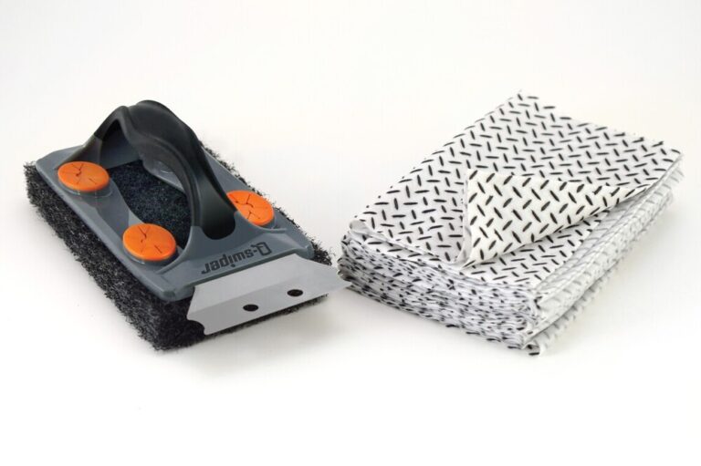 Q-Swiper® BBQ Grill Cleaner - Proud Grill Company