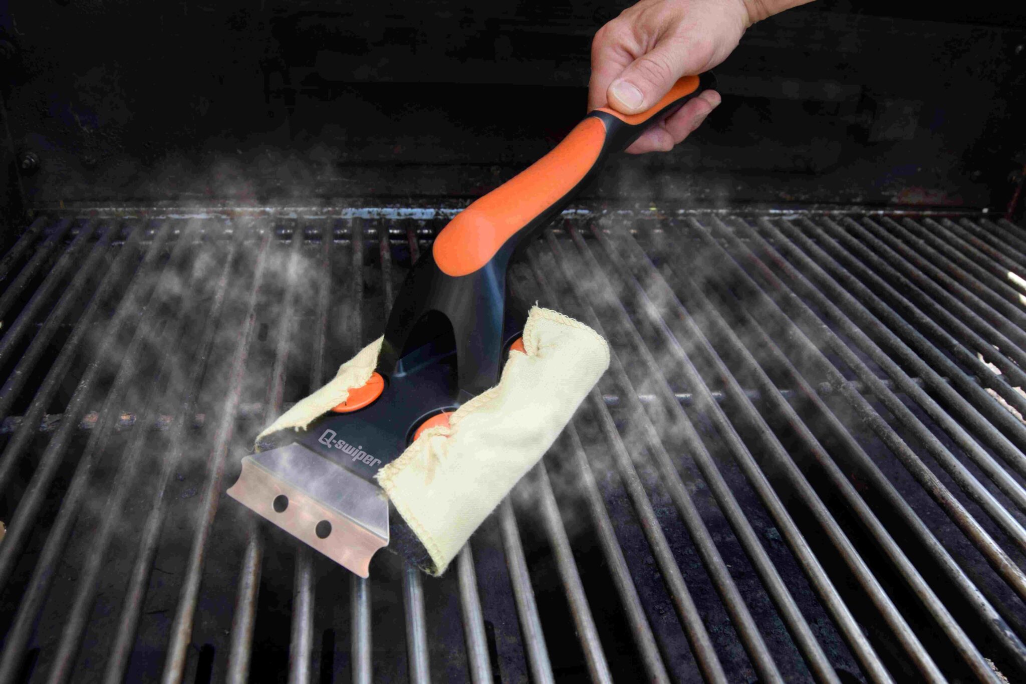 Q-Swiper XL Steam Clean Grill Cleaner - Proud Grill Company