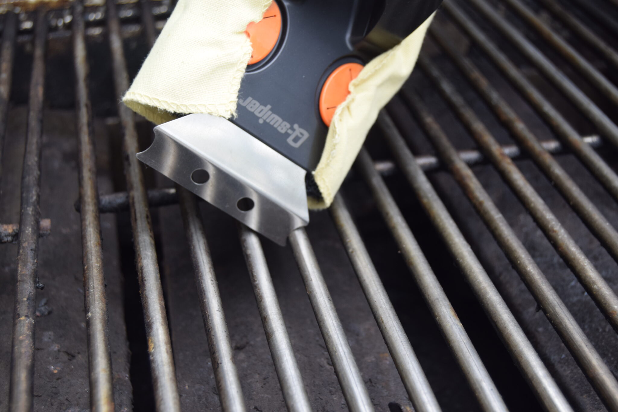 Q-Swiper XL Steam Clean Grill Cleaner - Proud Grill Company